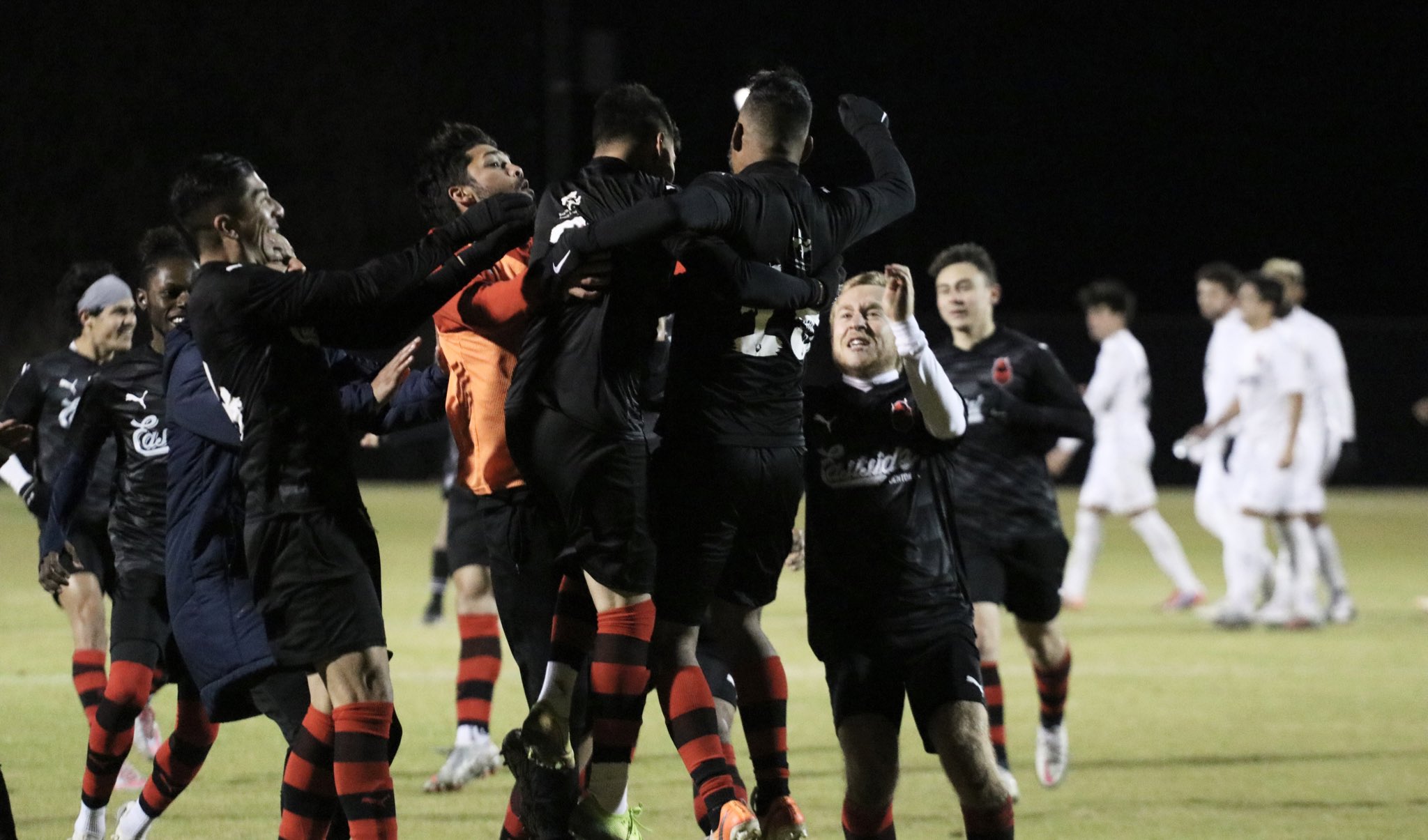 Denton Diablos and FC Harrington advance to Roja Invierno Championship ...